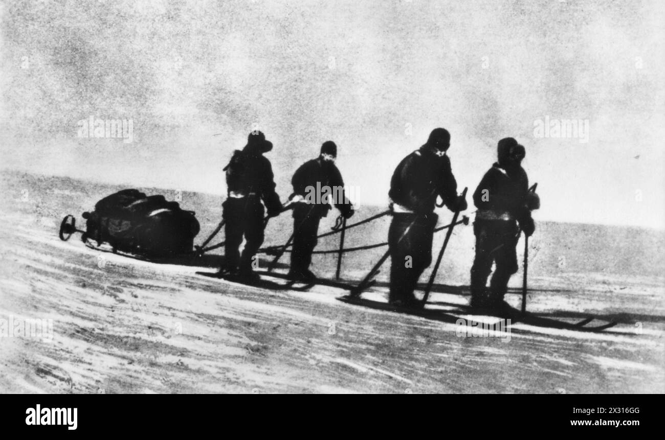 Robert scott south pole hi-res stock photography and images - Alamy