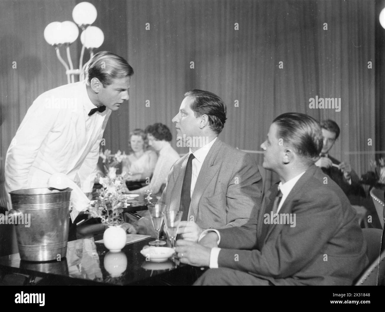 Robert ri'chard hi-res stock photography and images - Alamy