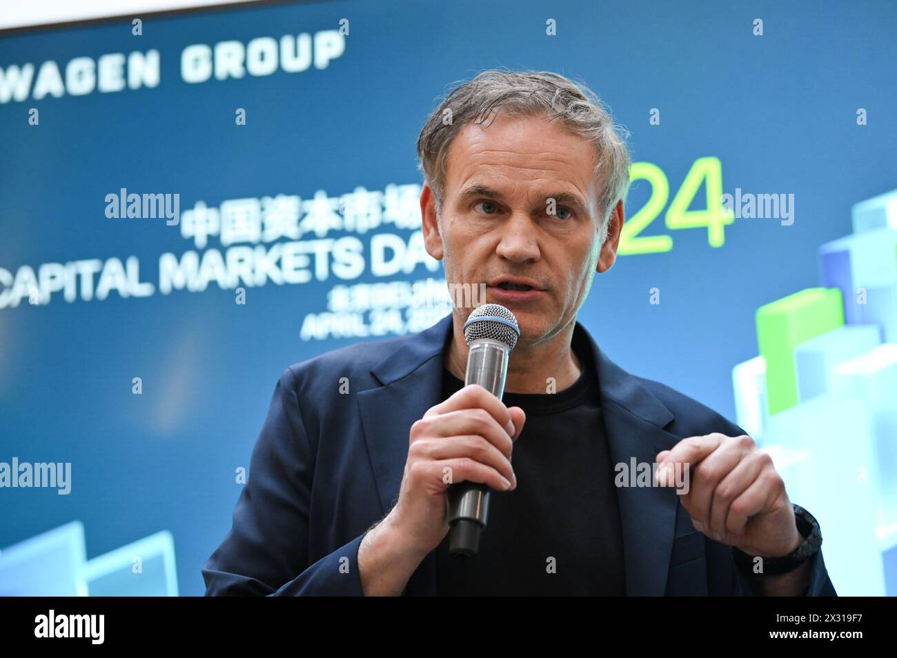 Peking, China. 24th Apr, 2024. Oliver Blume, CEO of the Volkswagen ...