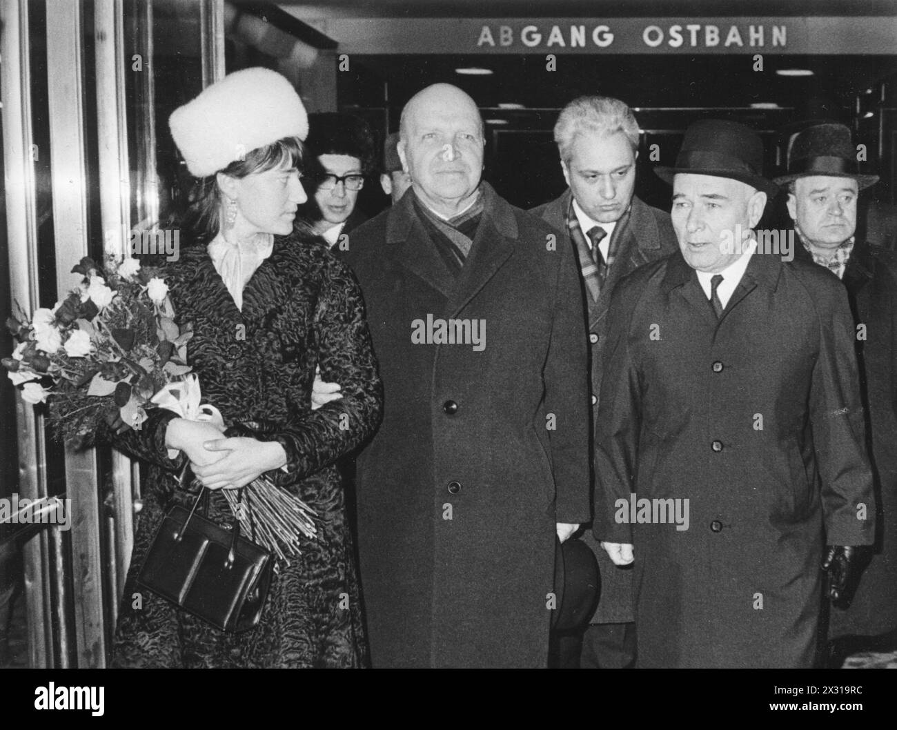 Semjonow, Vladimir Semenovich, 16.2.1911 - 18.12.1992, Soviet diplomat ...