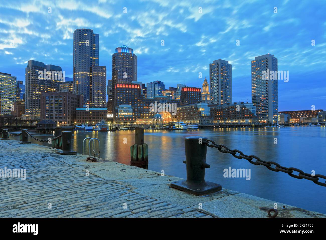 Esplanade from pier hi-res stock photography and images - Alamy