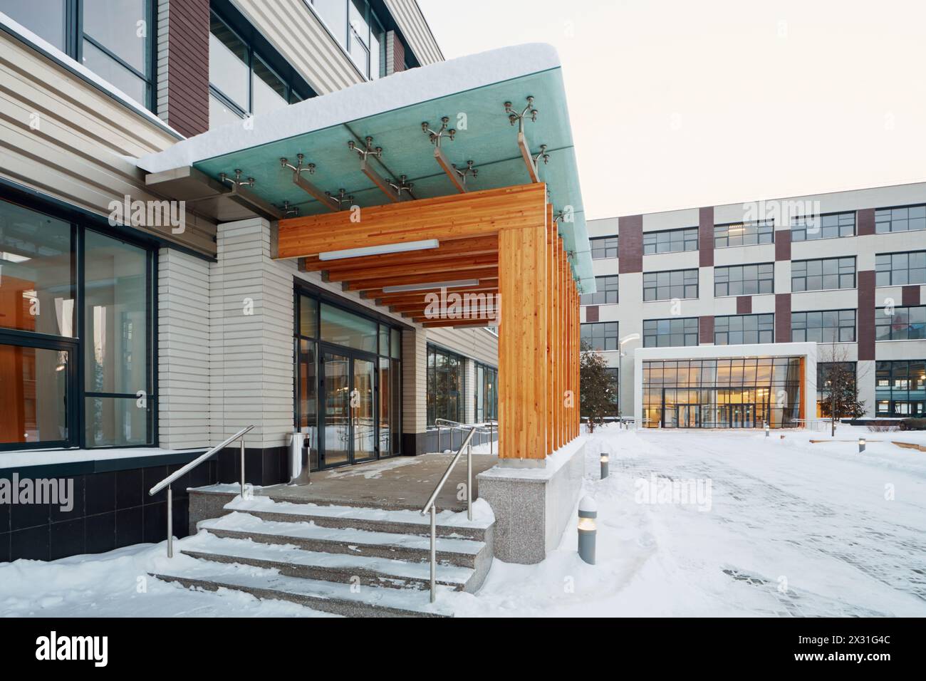 Stylish entrances hi-res stock photography and images - Alamy