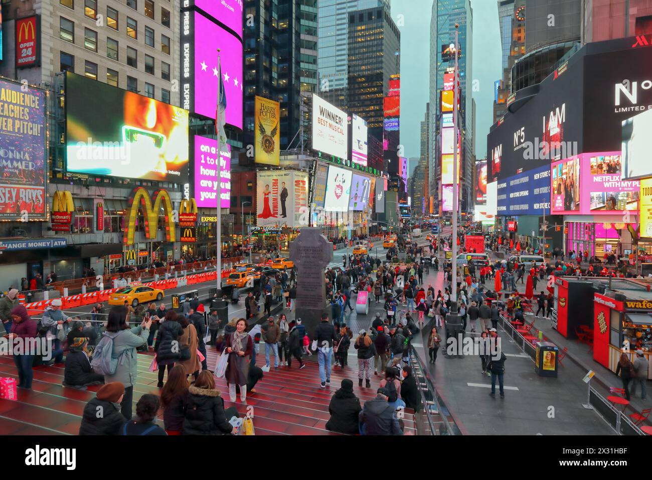 geography / travel, USA, New York, New York City, Times Square at night ...