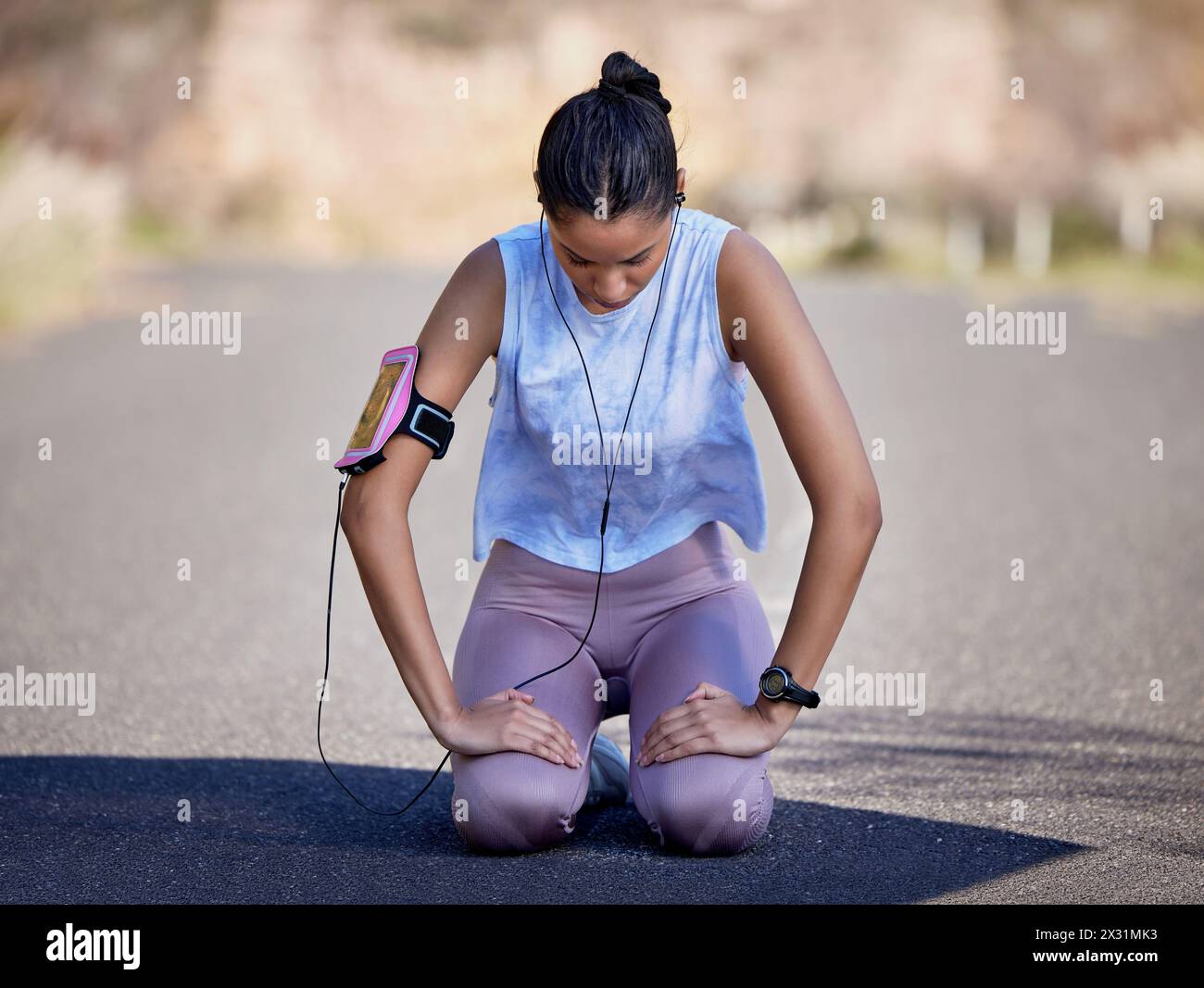 Tired girl thinking exercise hi-res stock photography and images - Alamy