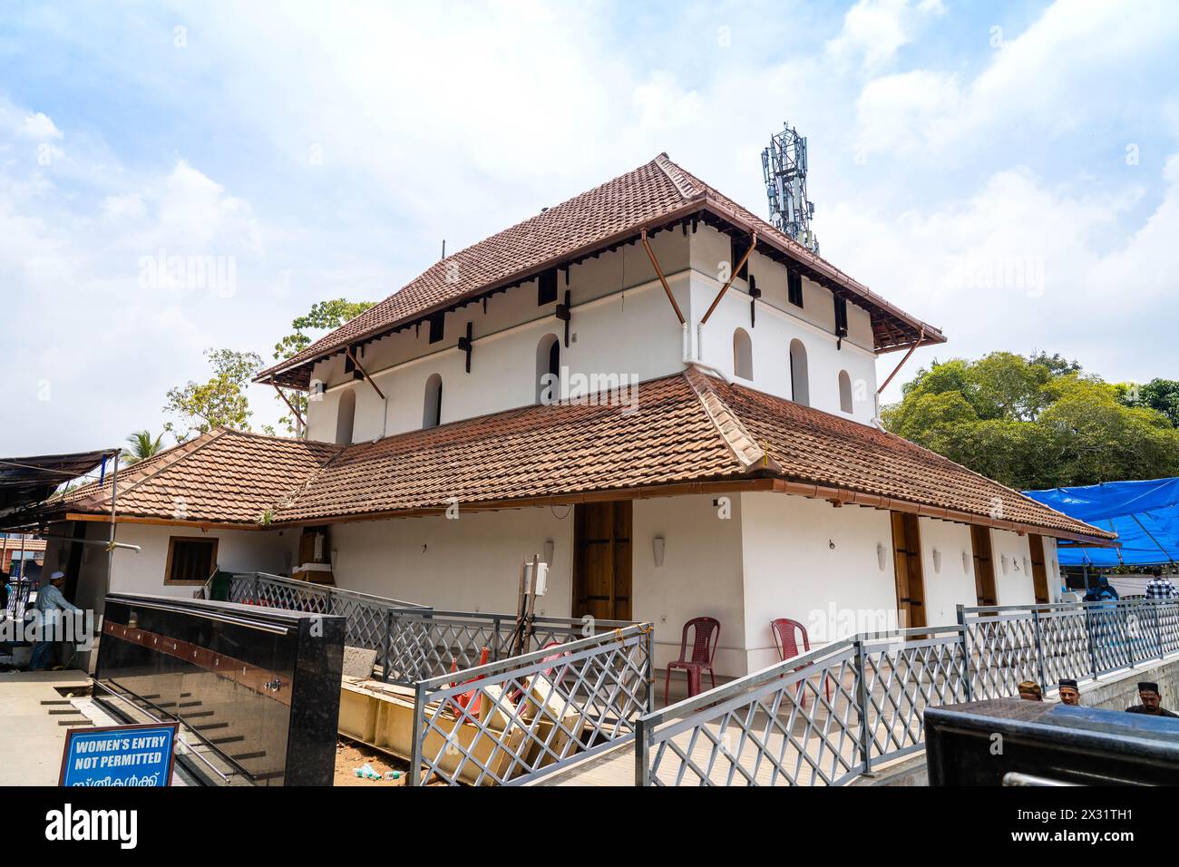The Cheraman Juma Mosque is Kodungallur in Thrissur district. According ...