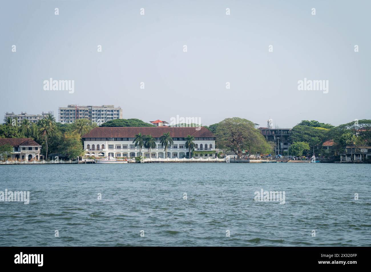 Ferry trips from Fort Kochi to Munambam fishing harbour on Vypeen ...