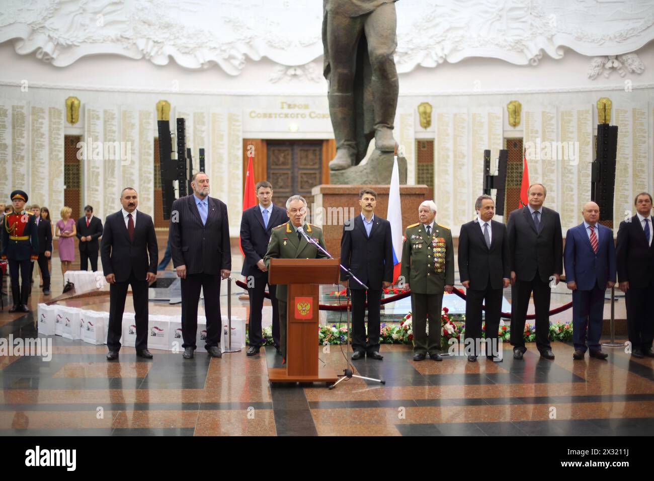 Olympic athletes participate in hi-res stock photography and images - Alamy