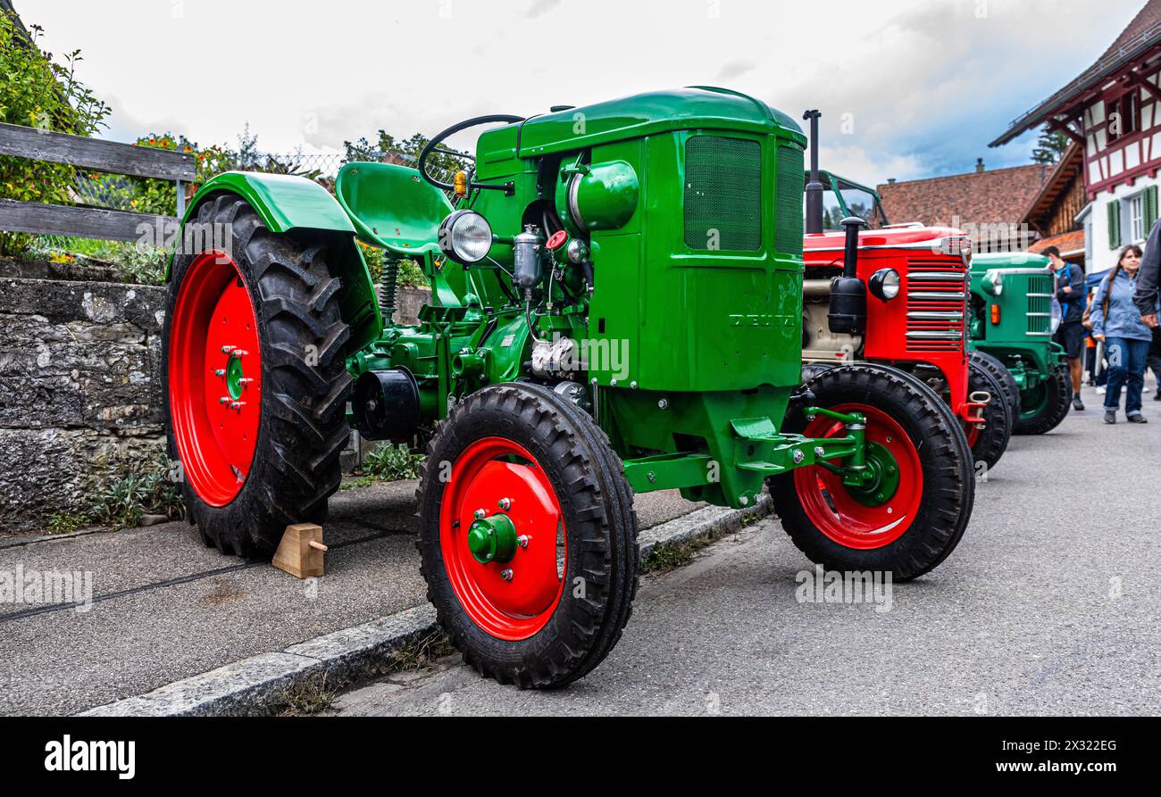 Deutz deutscher traktorenhersteller hi-res stock photography and images ...