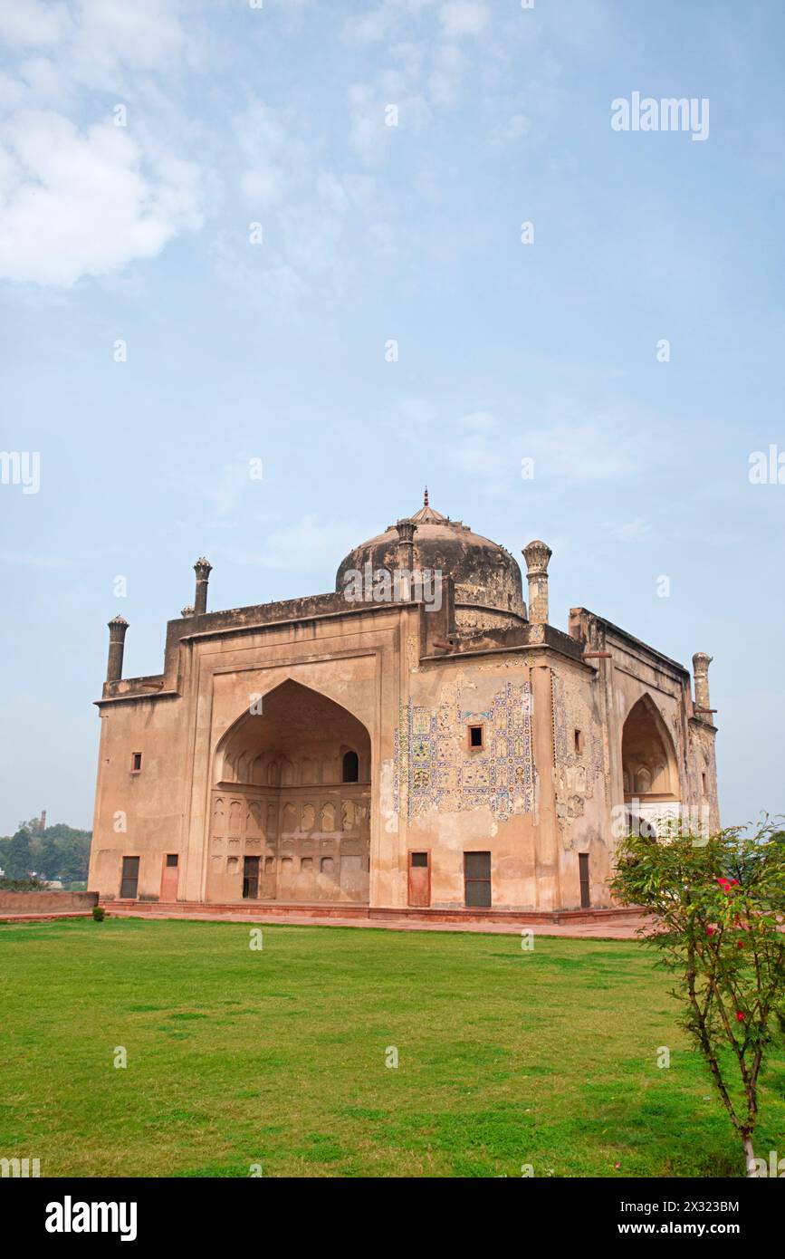 Chini ka rauza tomb hi-res stock photography and images - Alamy