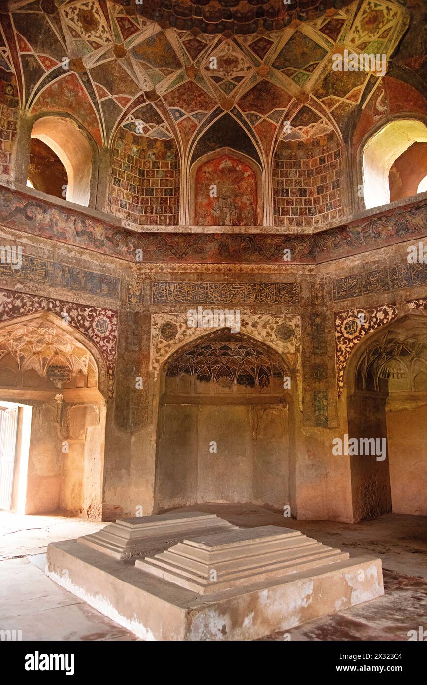 Colourful ceiling and small shrines inside Chini Ka Rauza, Agra, Uttar ...