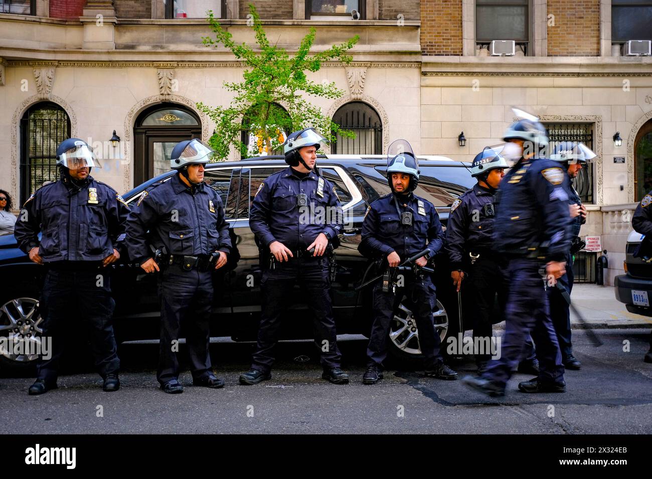 New York City, NY, USA. 23rd Apr, 2024. Police riot team stand by as ...