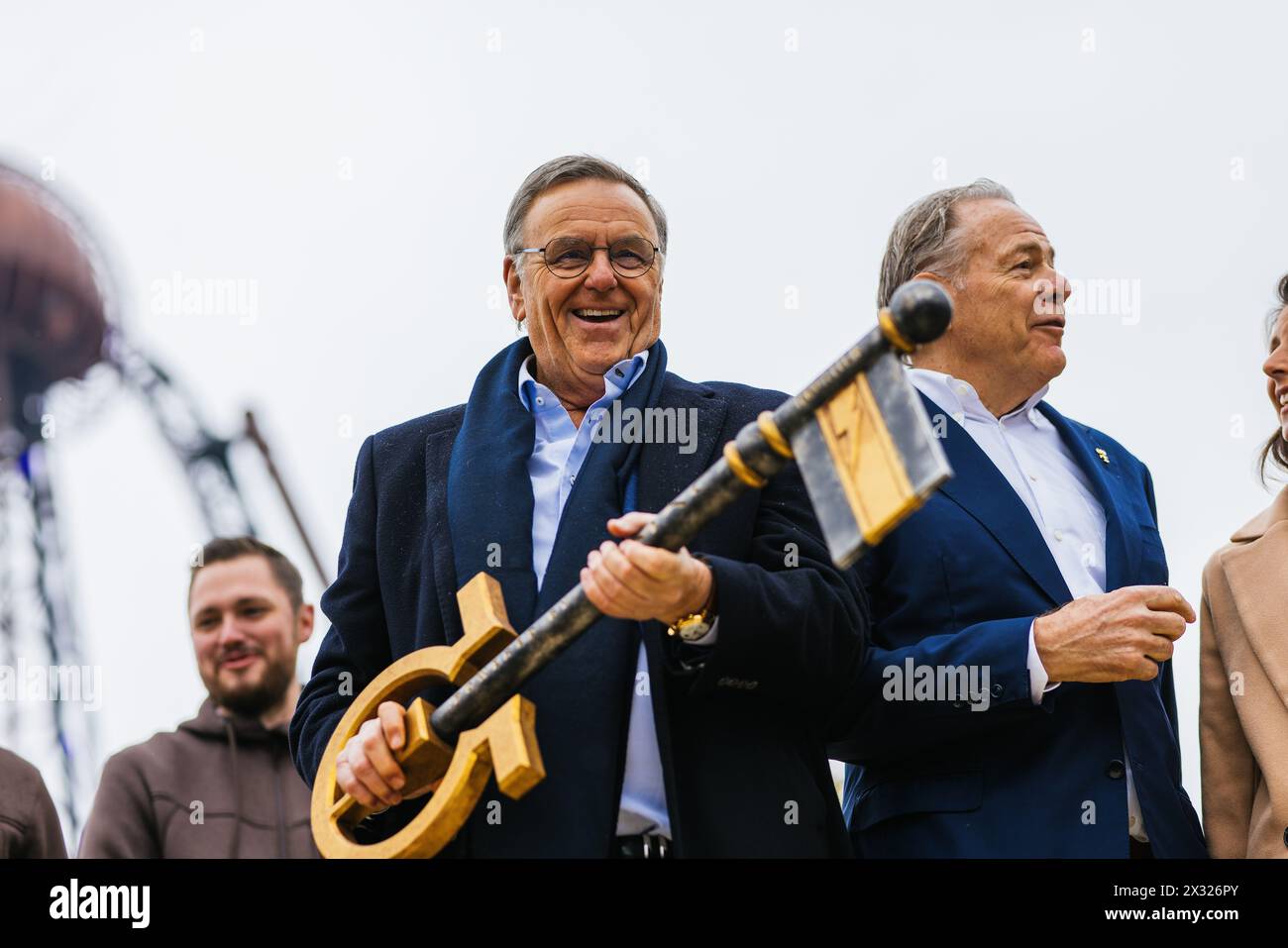 Rust, Germany. 24th Apr, 2024. Roland Mack (l), Managing Partner of ...