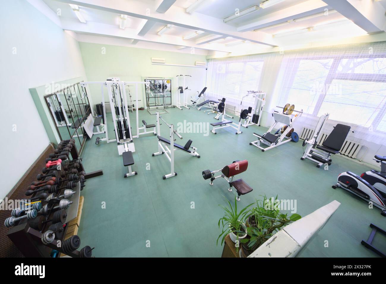 Empty spacious gym nobody hi-res stock photography and images - Alamy