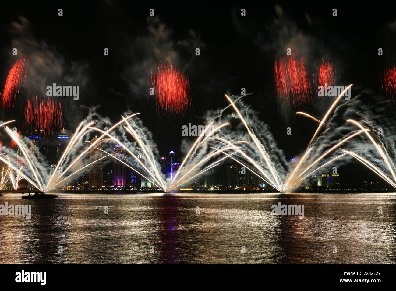 Firework display at the national day of Qatar in Doha Stock Photo - Alamy