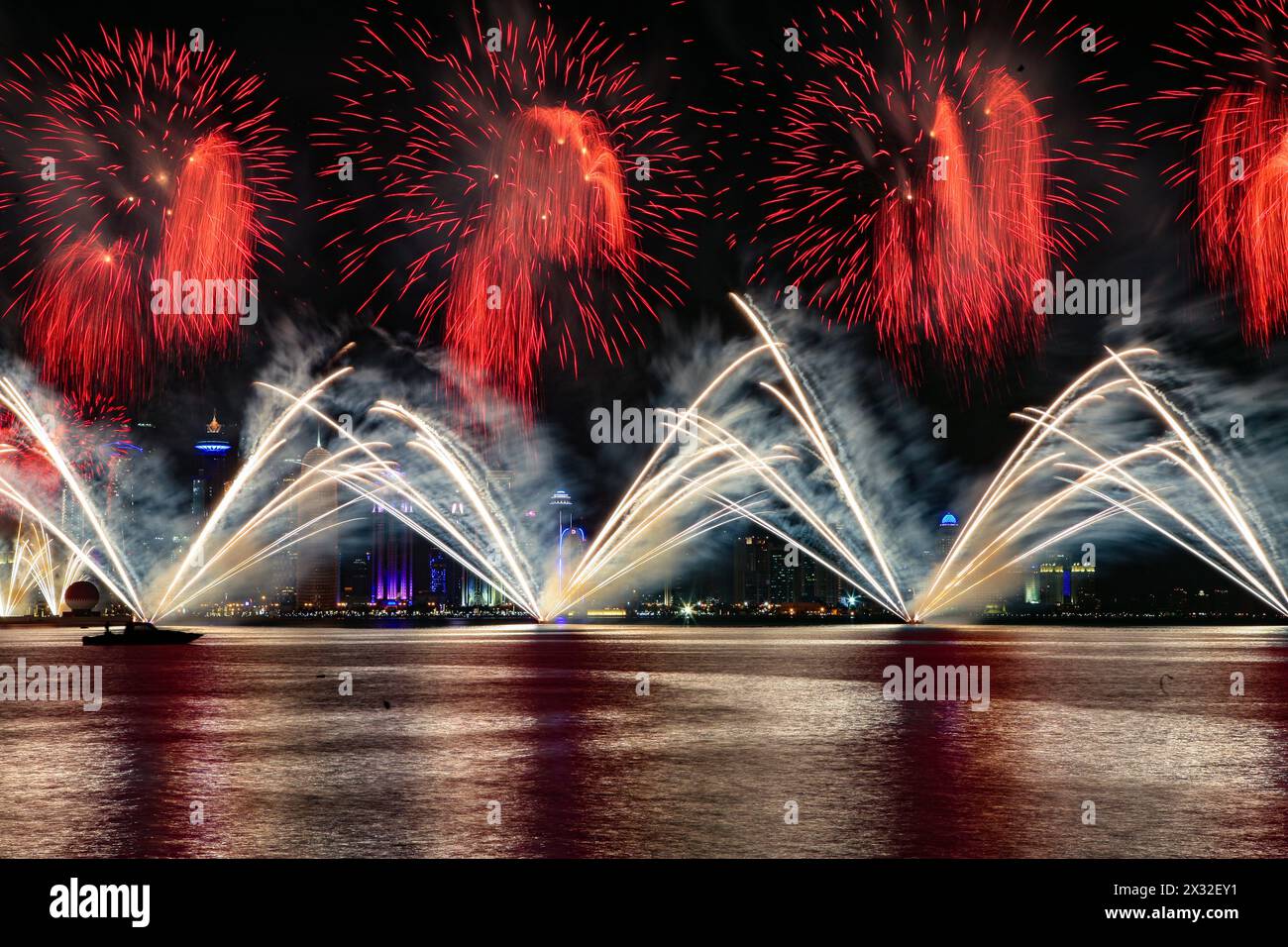 Firework display at the national day of Qatar in Doha Stock Photo - Alamy