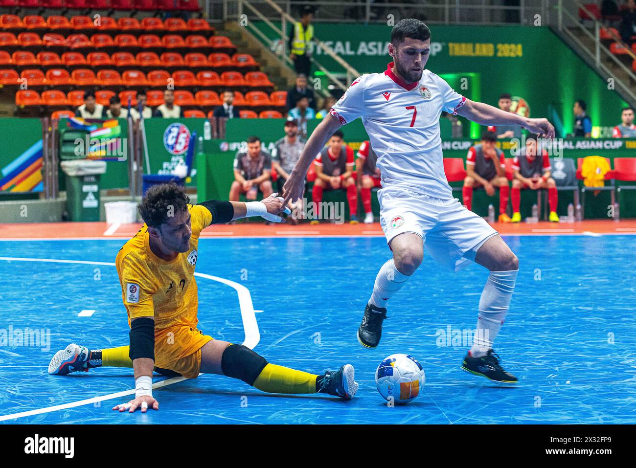 Bahodur Khojaev (R) of Tajikistan and Ali Reza Jafari (L) of ...