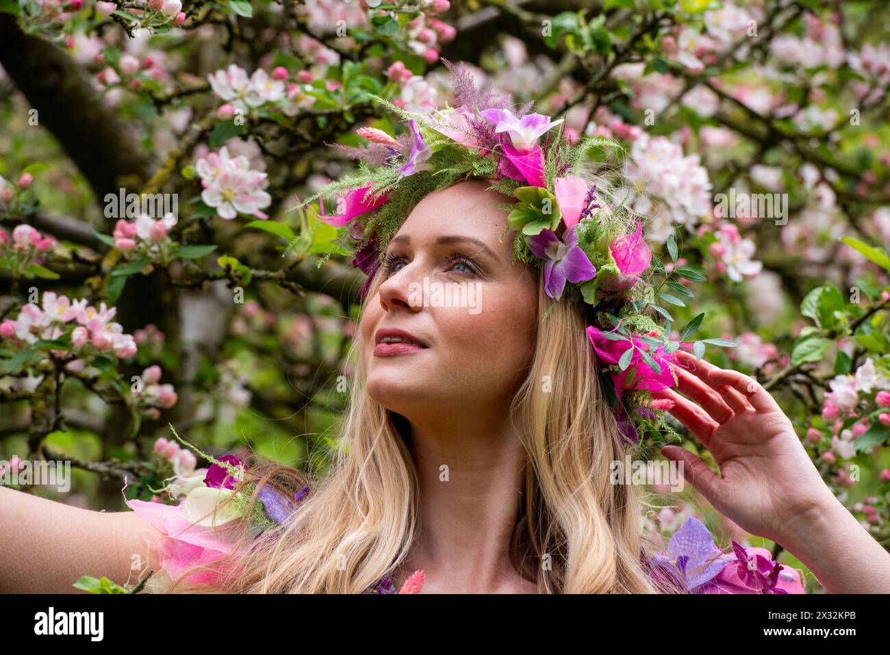 Harrogate, North Yorkshire, 24th April 2024. Model Lucy Kent from ...