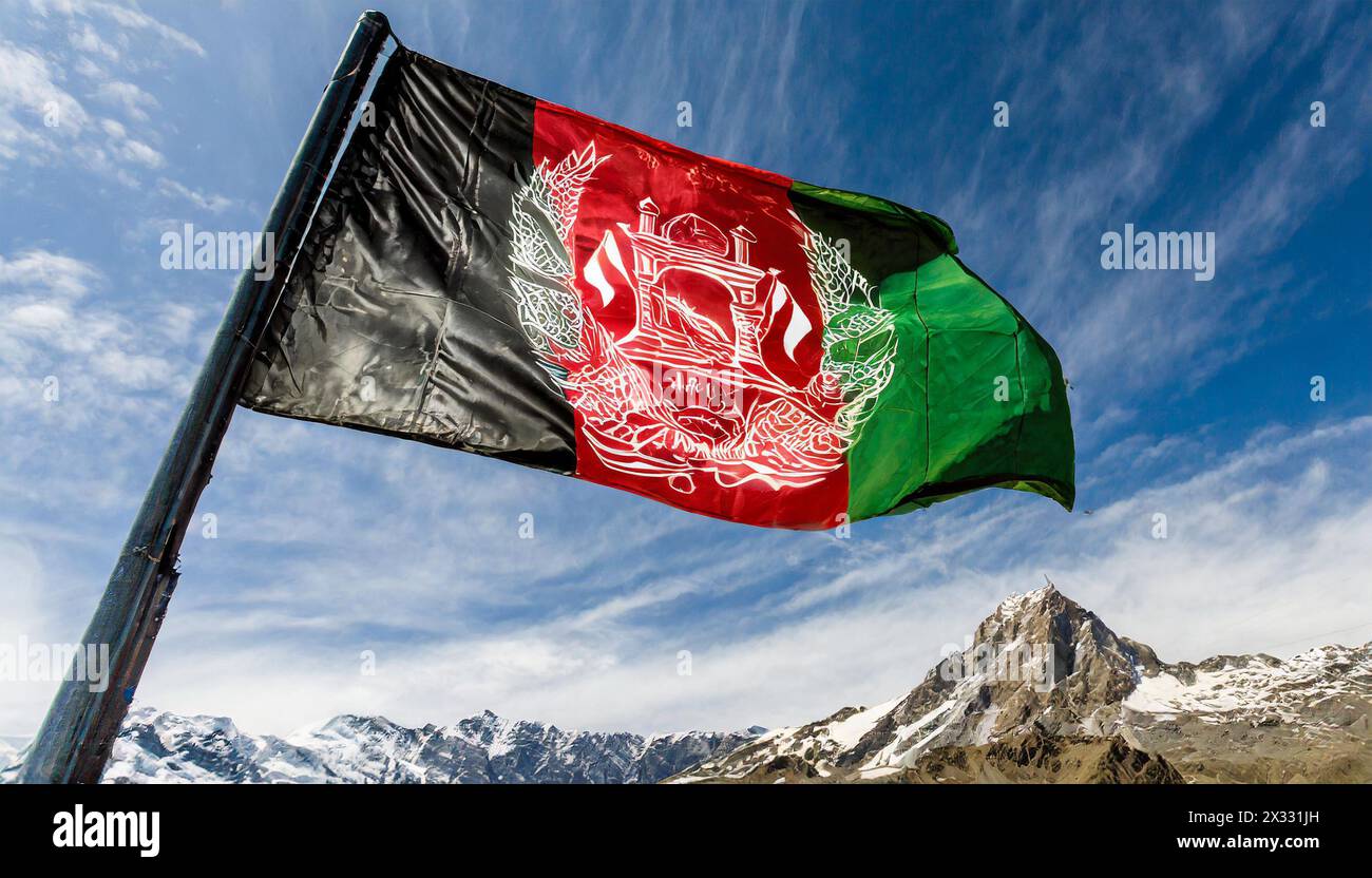 Fahne, die Nationalfahne von Afghanistan flattert im Wind Stock Photo ...