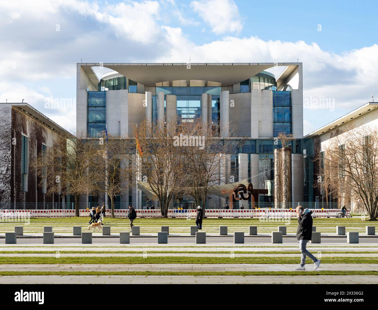 Bundeskanzleramt building exterior (Federal Chancellery). Modern ...