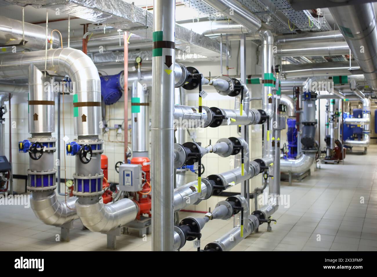 Flanges pipe fittings hi-res stock photography and images - Alamy