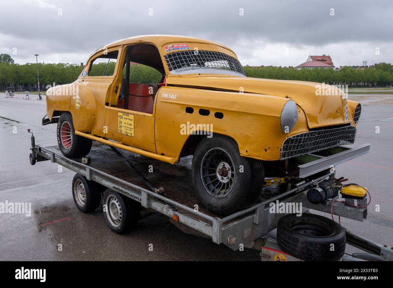Muenchen, 58. Fruehlingsfest auf der Theresienwiese, Oldtimertreffen ...