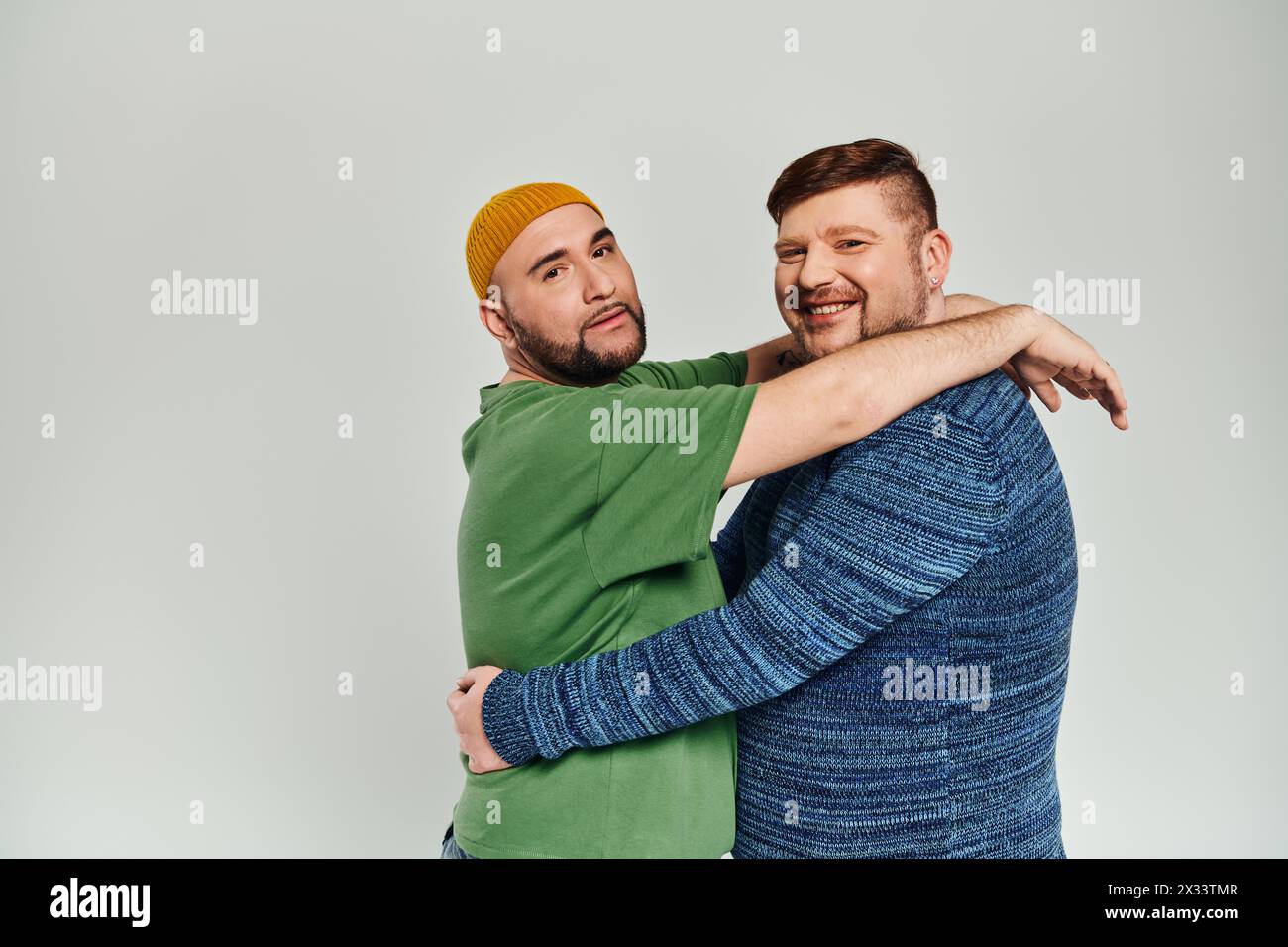 Two men hugging friendship hi-res stock photography and images - Alamy