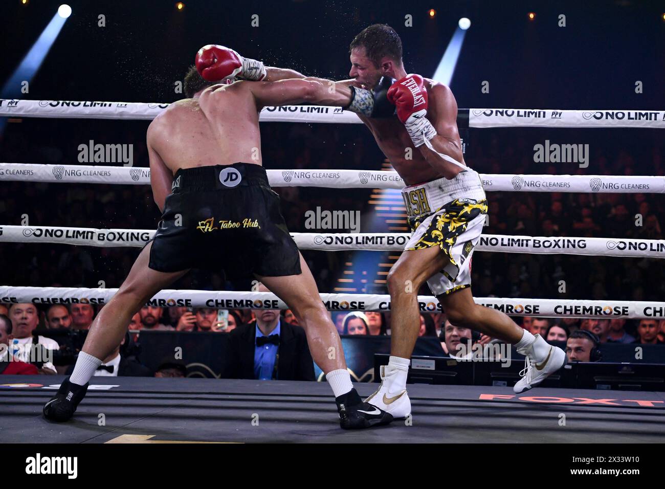 Australian super welterweight title hi-res stock photography and images ...