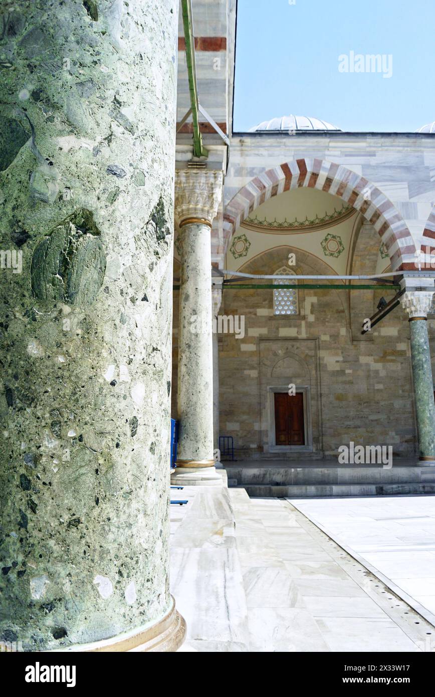 Decoration of the courtyard from the Fatih Mosque in Istanbul: green ...