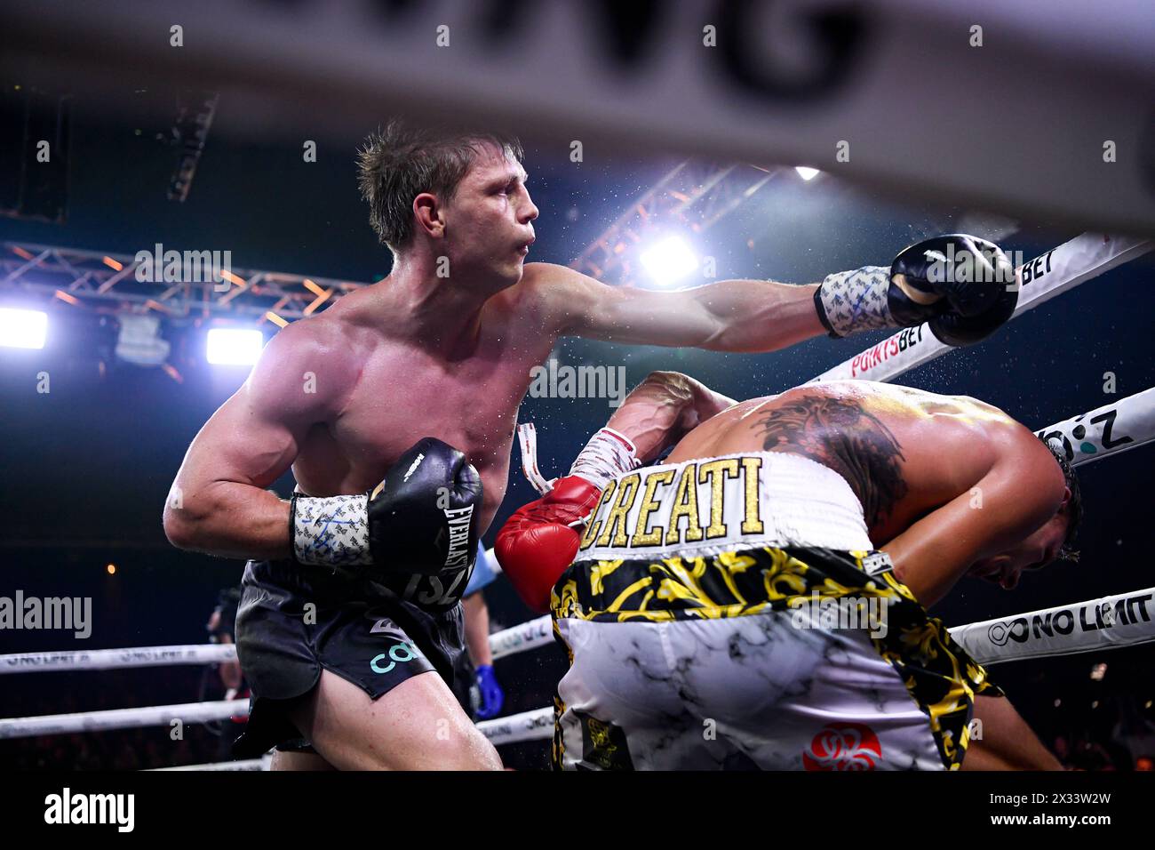 Australian super welterweight title hi-res stock photography and images ...