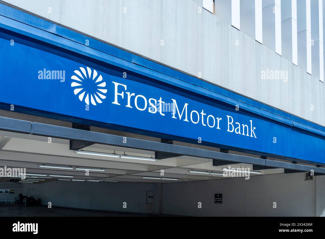 Motor banking hi-res stock photography and images - Alamy
