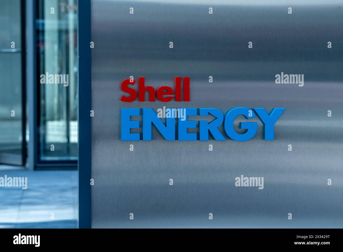 Office energy electricity hi-res stock photography and images - Alamy
