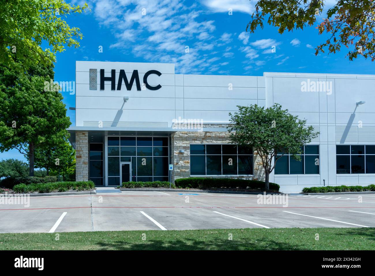 Hmc business logo hi-res stock photography and images - Alamy