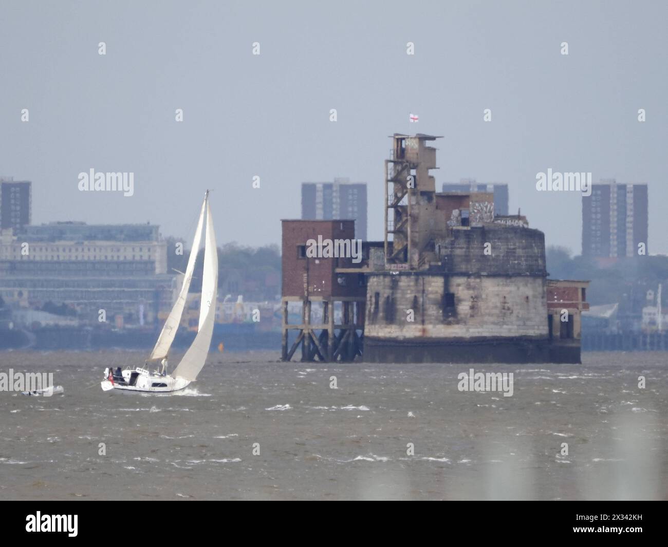 Seen mid april 2024 hi-res stock photography and images - Alamy
