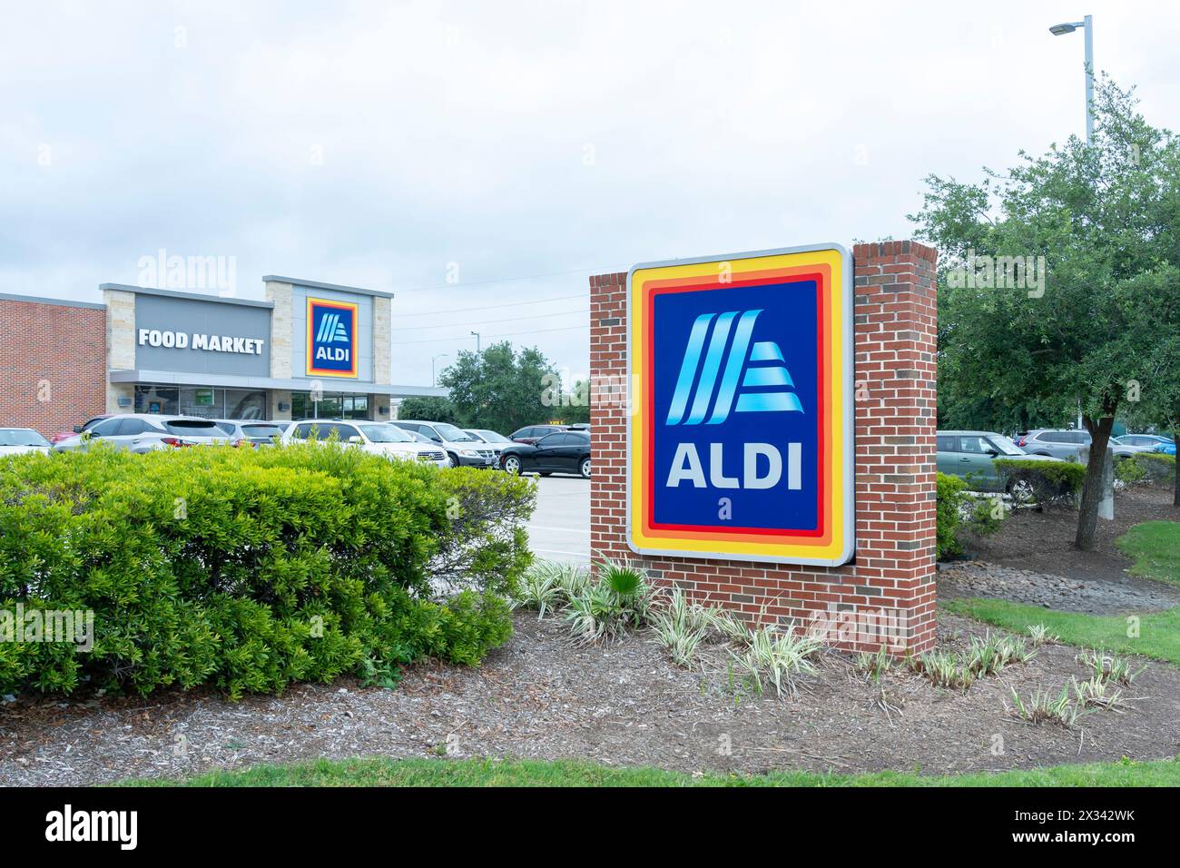 Supermarket texas hi-res stock photography and images - Alamy