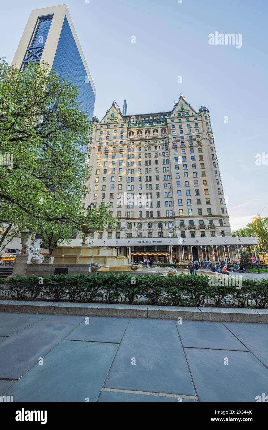 768 fifth avenue hi-res stock photography and images - Alamy