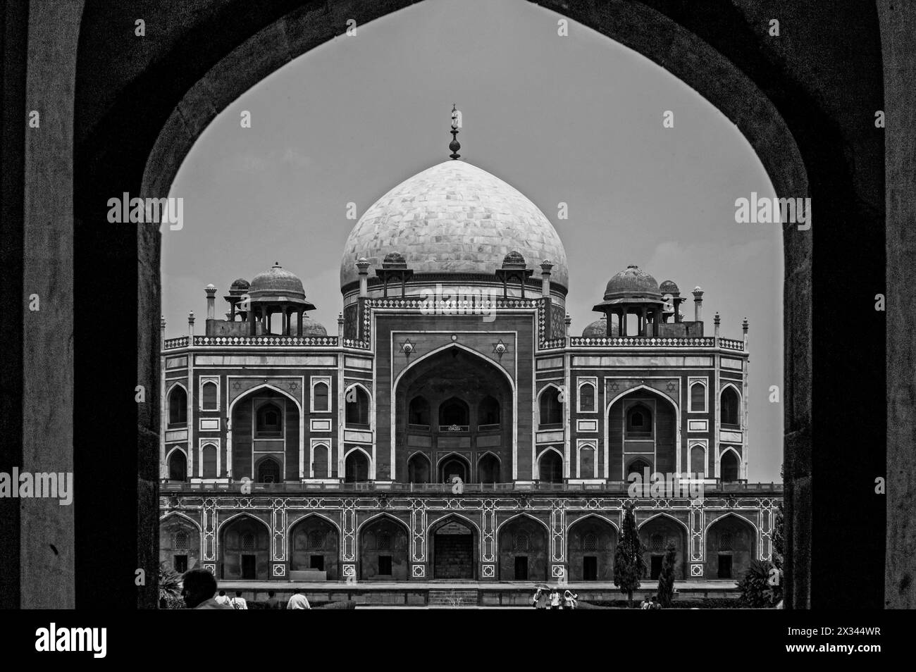 06 11 2004 Vintage Old Black and White Photo of Humayun tomb a UNESCO world hertage site Delhi ...