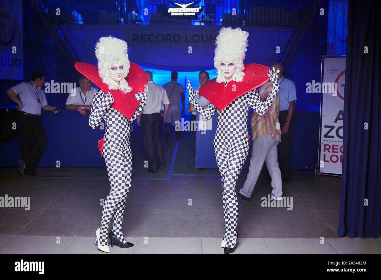 Actors in performance entry hi-res stock photography and images - Alamy