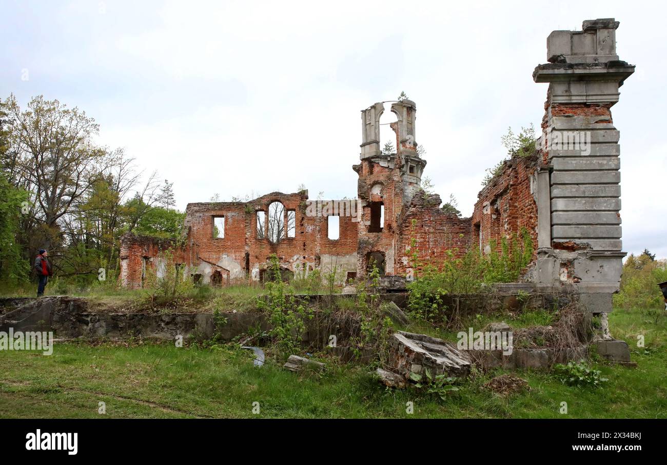 Non Exclusive: ZHYTOMYR REGION, UKRAINE - APRIL 23, 2024 - The ruins of ...