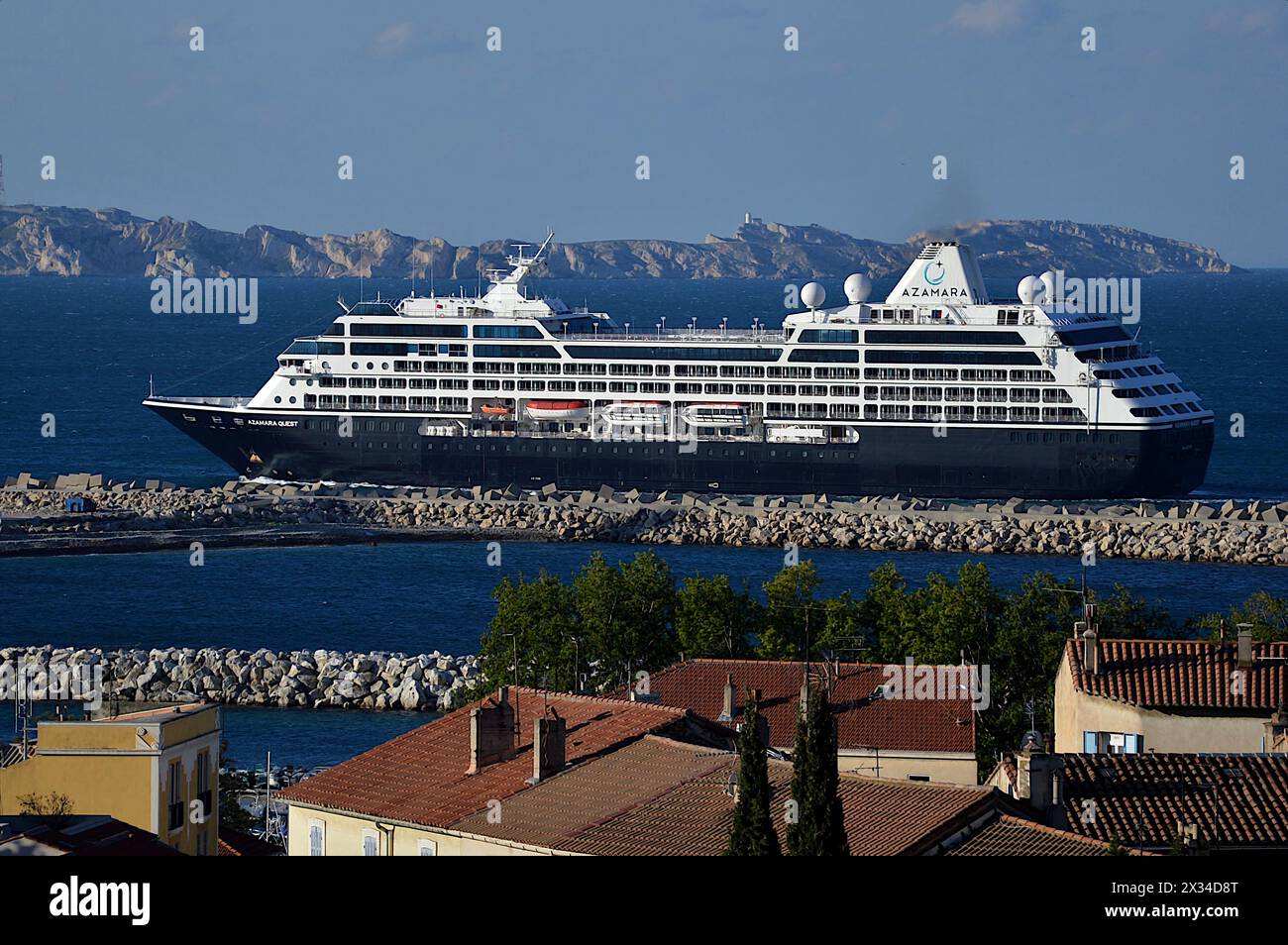 The passenger cruise ship Azamara Quest arrives at the French ...