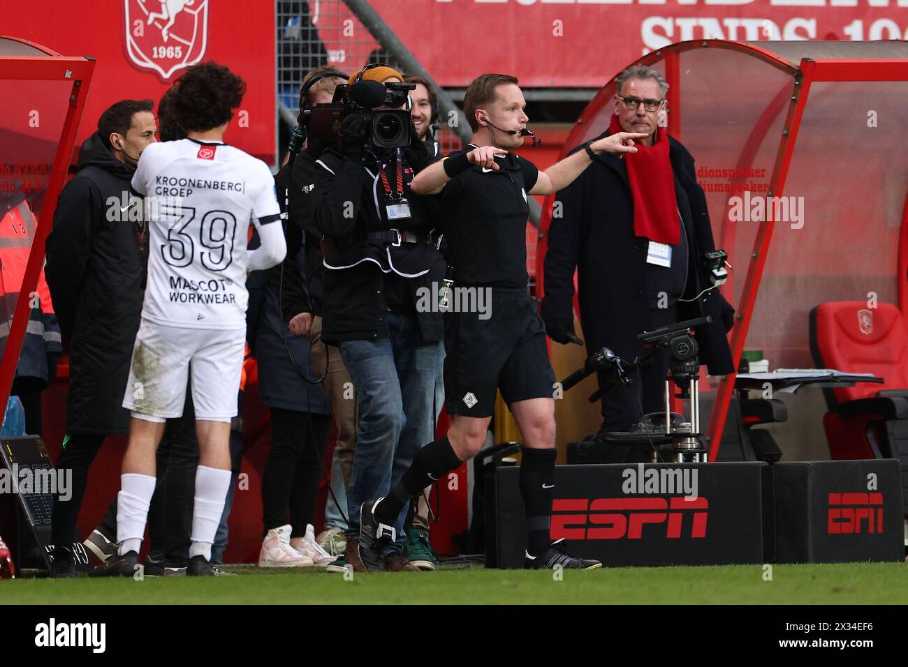 Check goal hi-res stock photography and images - Alamy