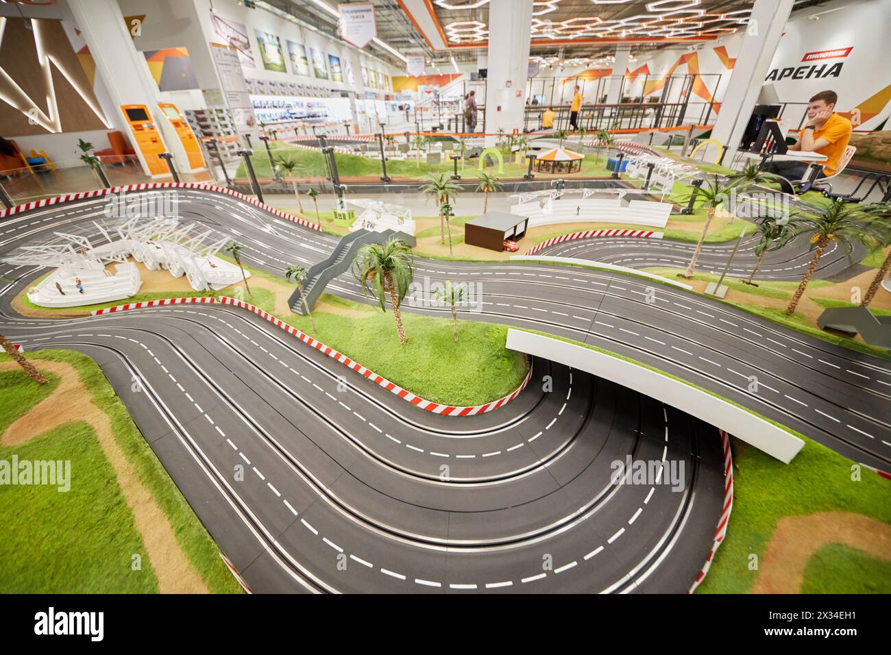MOSCOW, RUSSIA - APR 02, 2016: Toy racing track in recreational zone ...