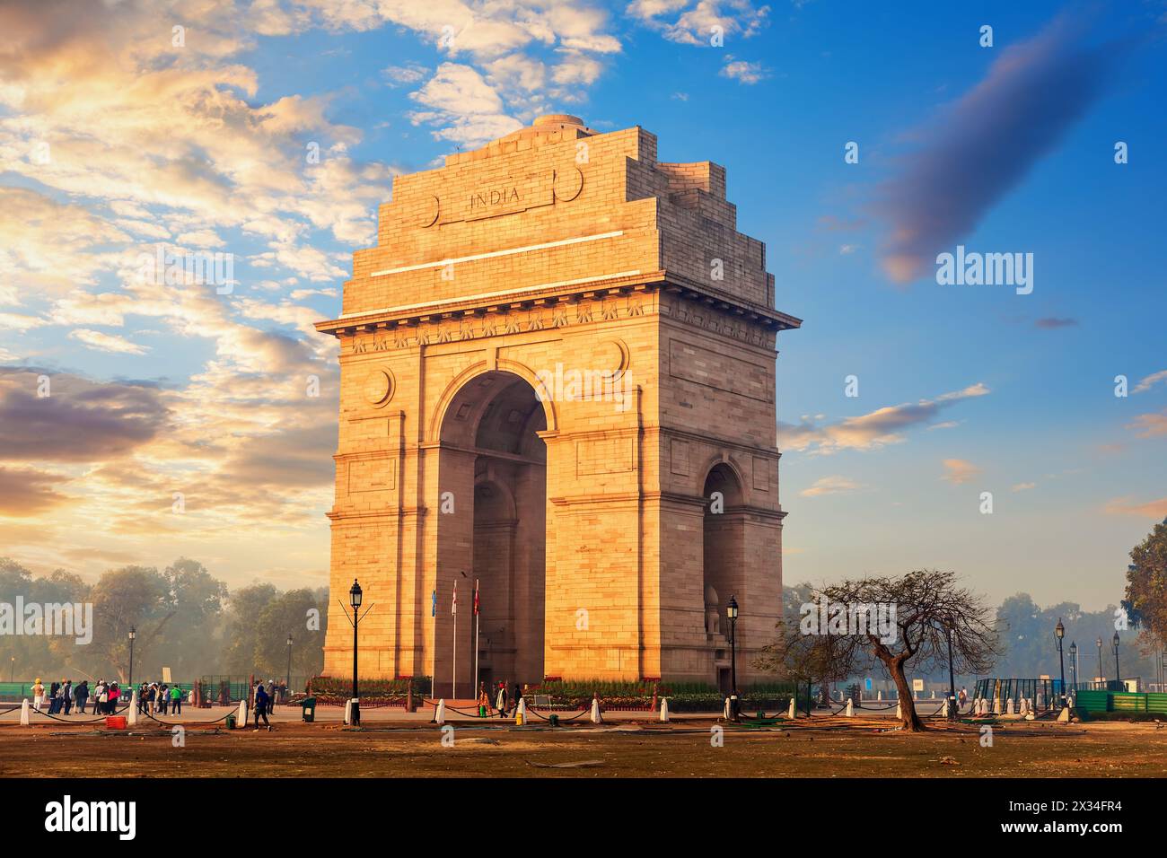 India Gate at sunrise, Rajpath, New Dehli, India Stock Photo - Alamy