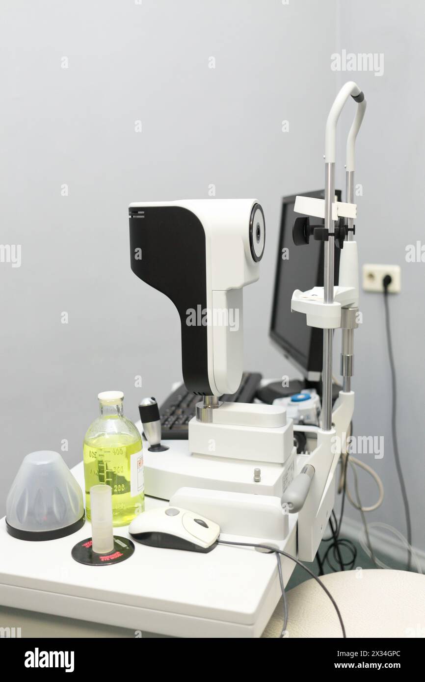 device provides quick biometric indicators eyes of patients in ...