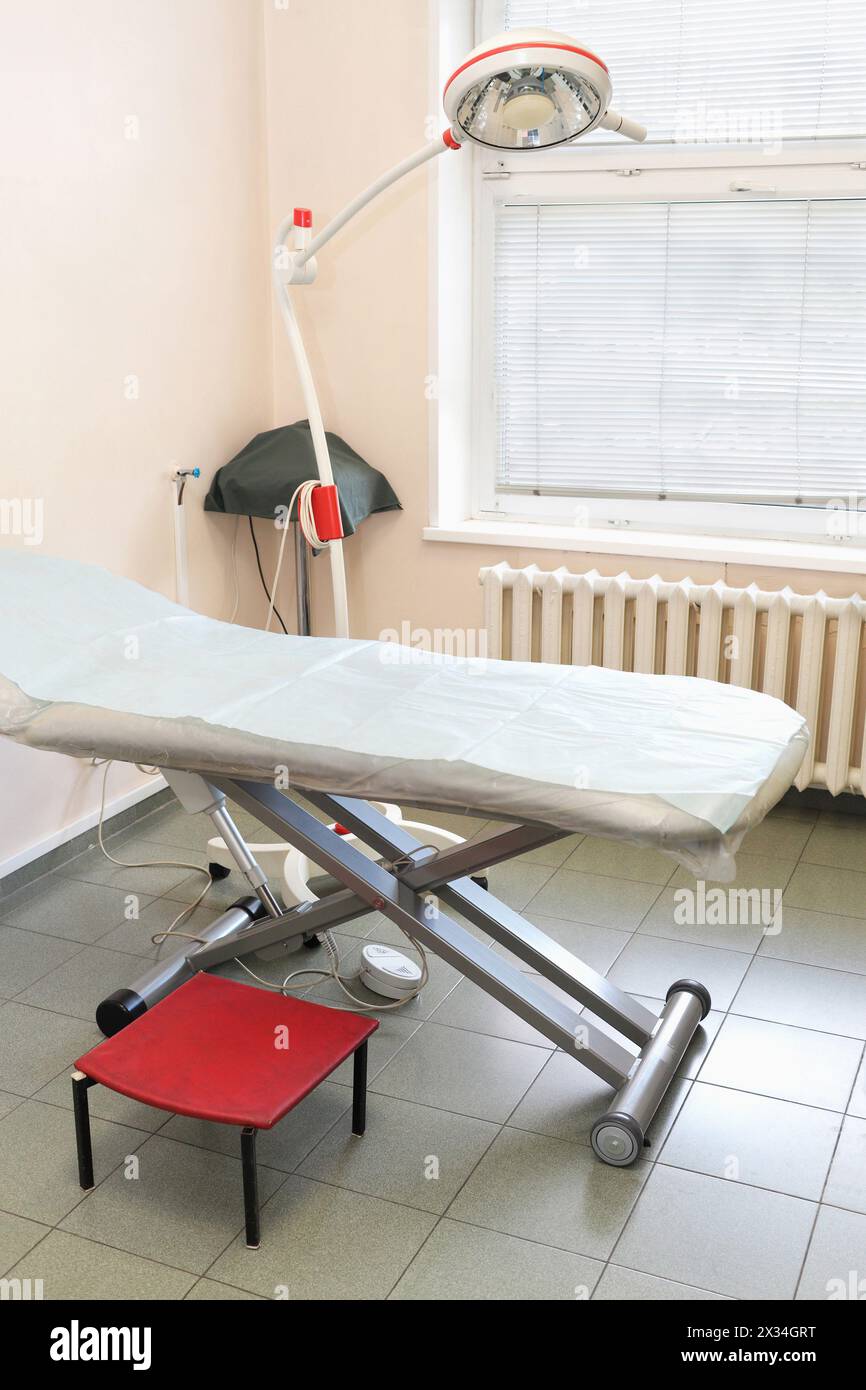 Observation room hospital hi-res stock photography and images - Alamy