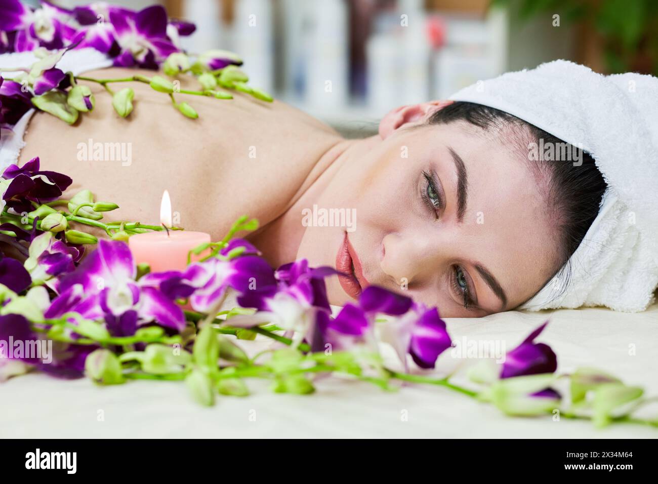 Beauty couch roll hi-res stock photography and images - Alamy