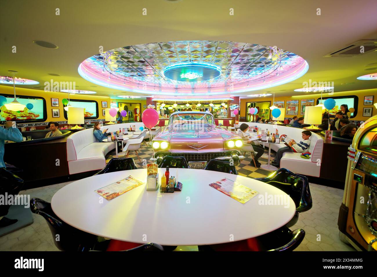 Soft rock cafe hi-res stock photography and images - Alamy