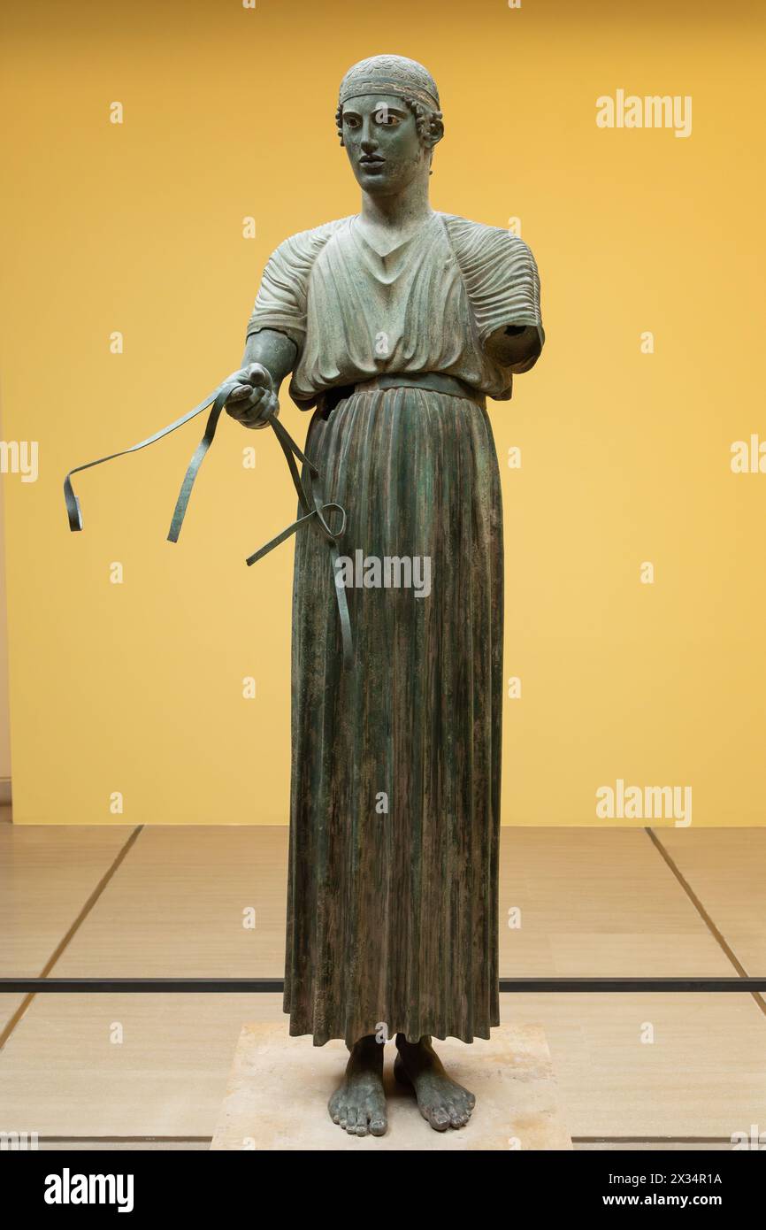 The Charioteer of Delphi (480-460 BC) , Delphi Archaeological Museum ...