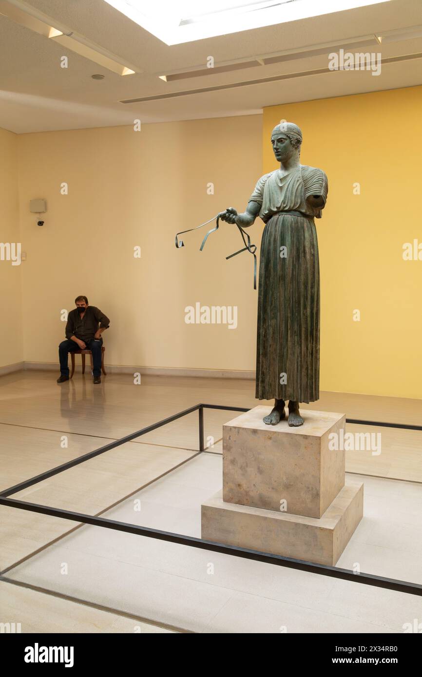 The Charioteer of Delphi (480-460 BC) , Delphi Archaeological Museum ...
