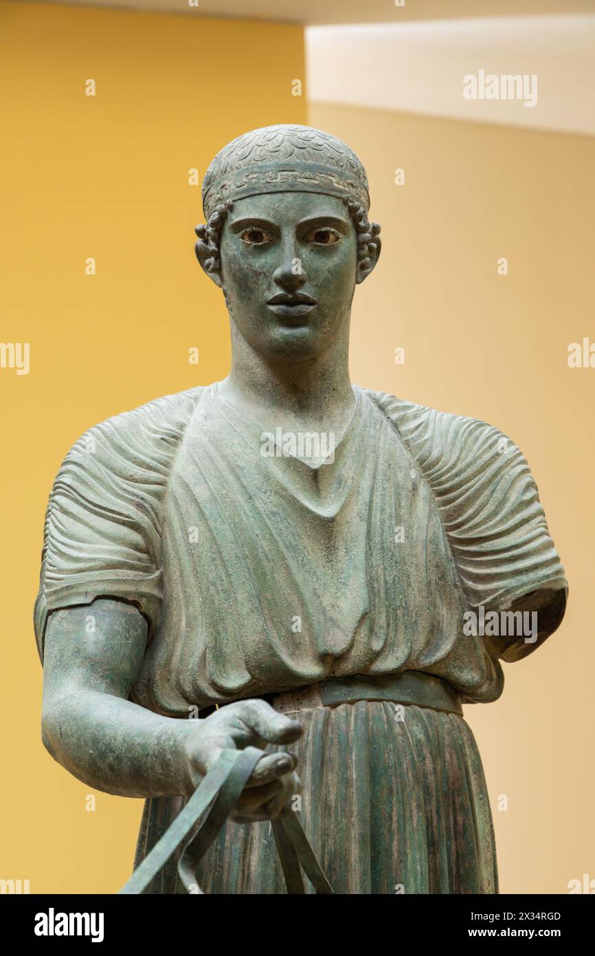 The Charioteer of Delphi (480-460 BC) , Delphi Archaeological Museum ...