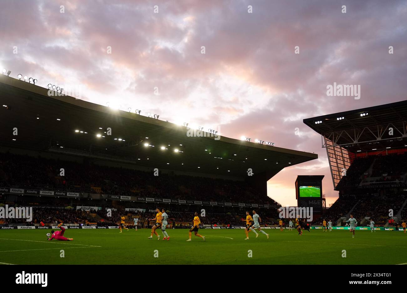 A general view as Wolverhampton Wanderers goalkeeper Jose Sa saves from ...